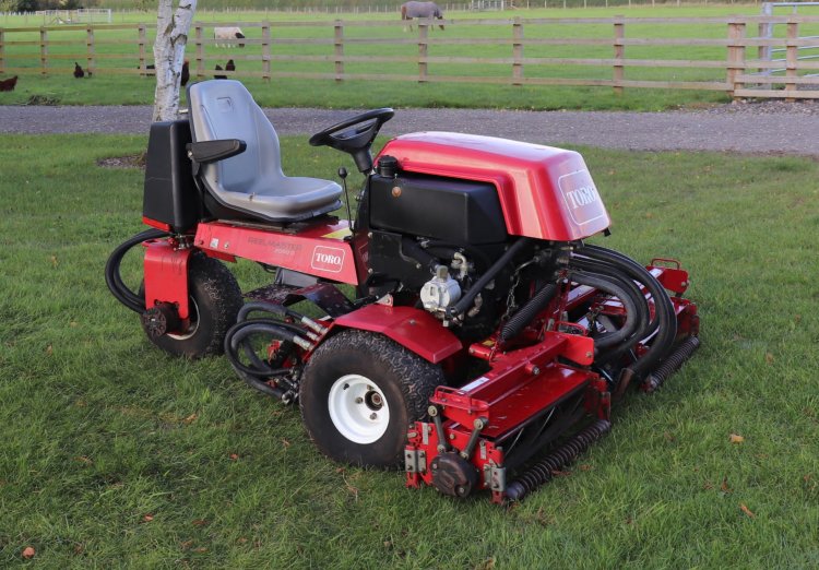 Used Toro Reelmaster 2000D for sale