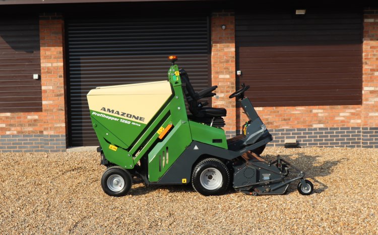 Used Amazone PH1250 Profihopper 4WDi for sale
