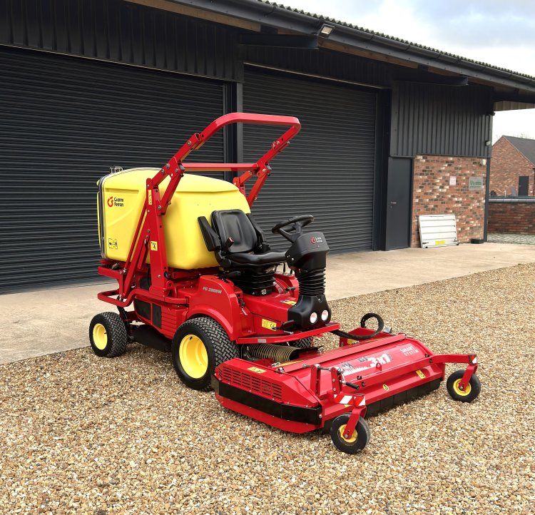 Used Gianni Ferrari PG2800W Out Front Mower for sale